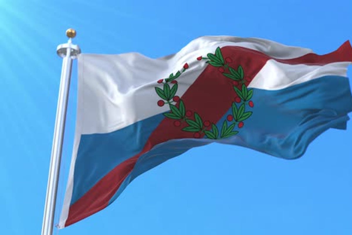 HOY SE CUMPLEN 38 AÑOS DE LA CREACIÓN DE LA BANDERA DE LA RIOJA - Radio ...